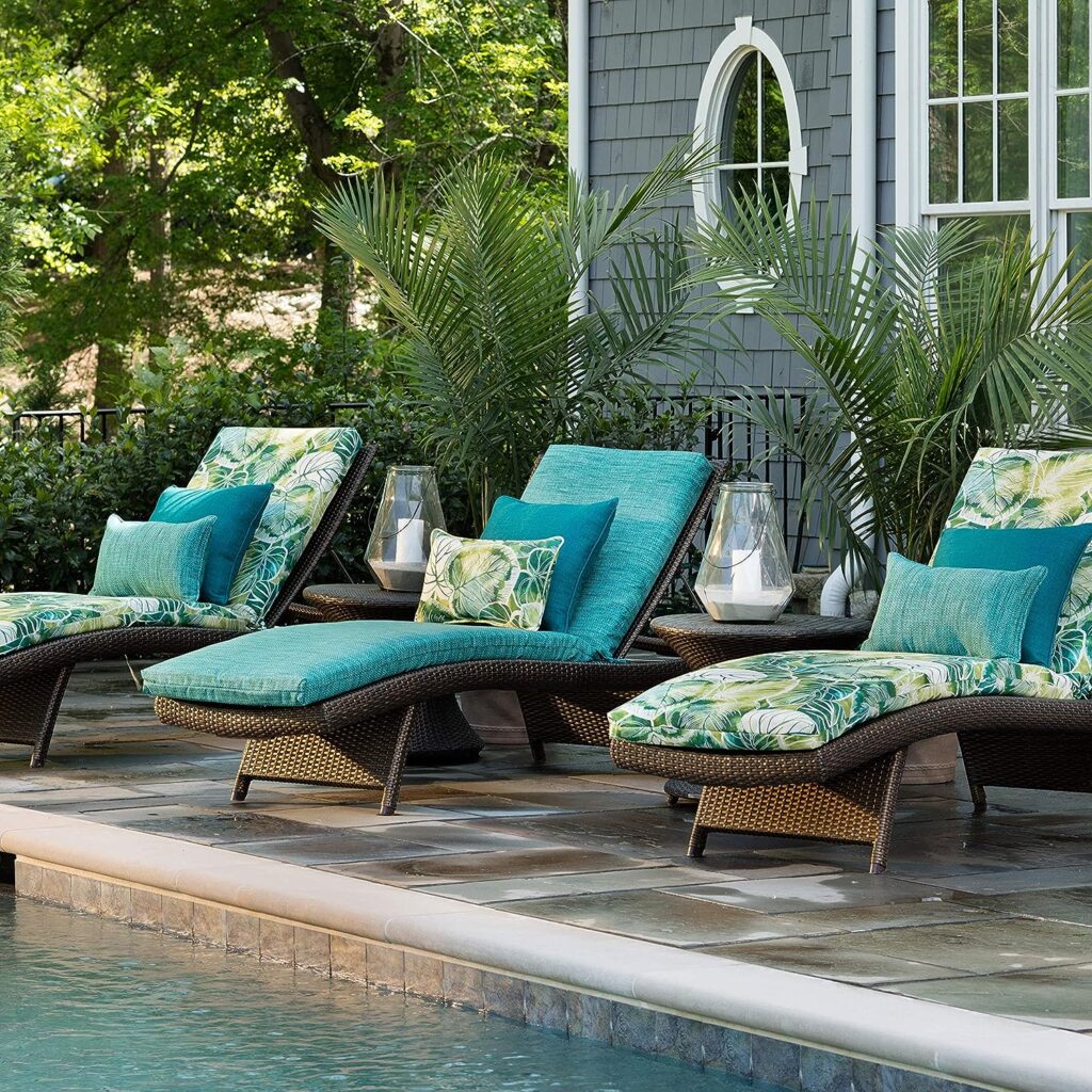 51 Outdoor Cushions for a Stylish Patio Furniture Refresh